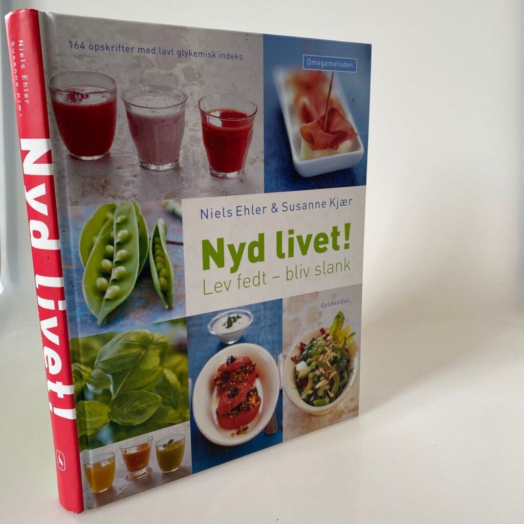 Susanne Kjær og Niels Ehler: Nyd livet - lev fedt - bliv slank - Omegametoden | Køb brugt her ...
