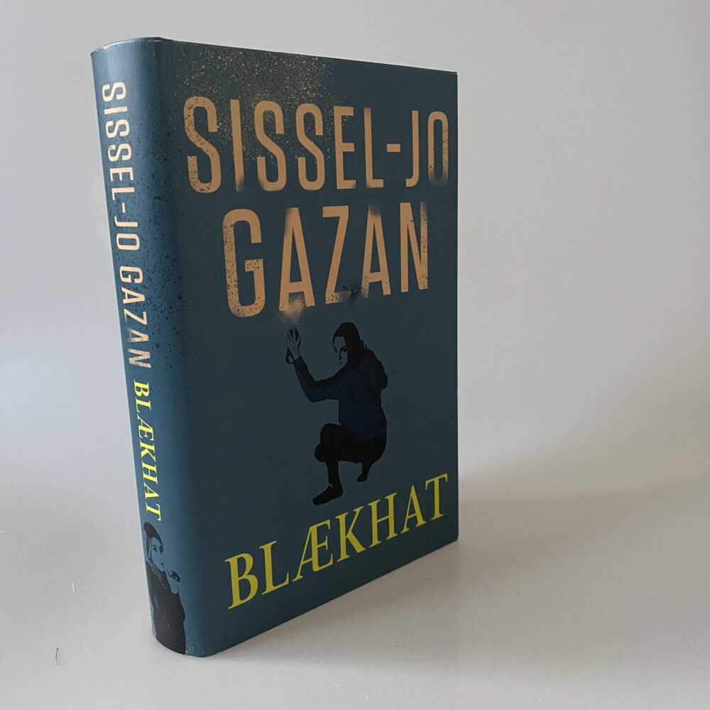 Sissel-Jo Gazan: Blækhat | Køb brugt her - BogGaragen.dk