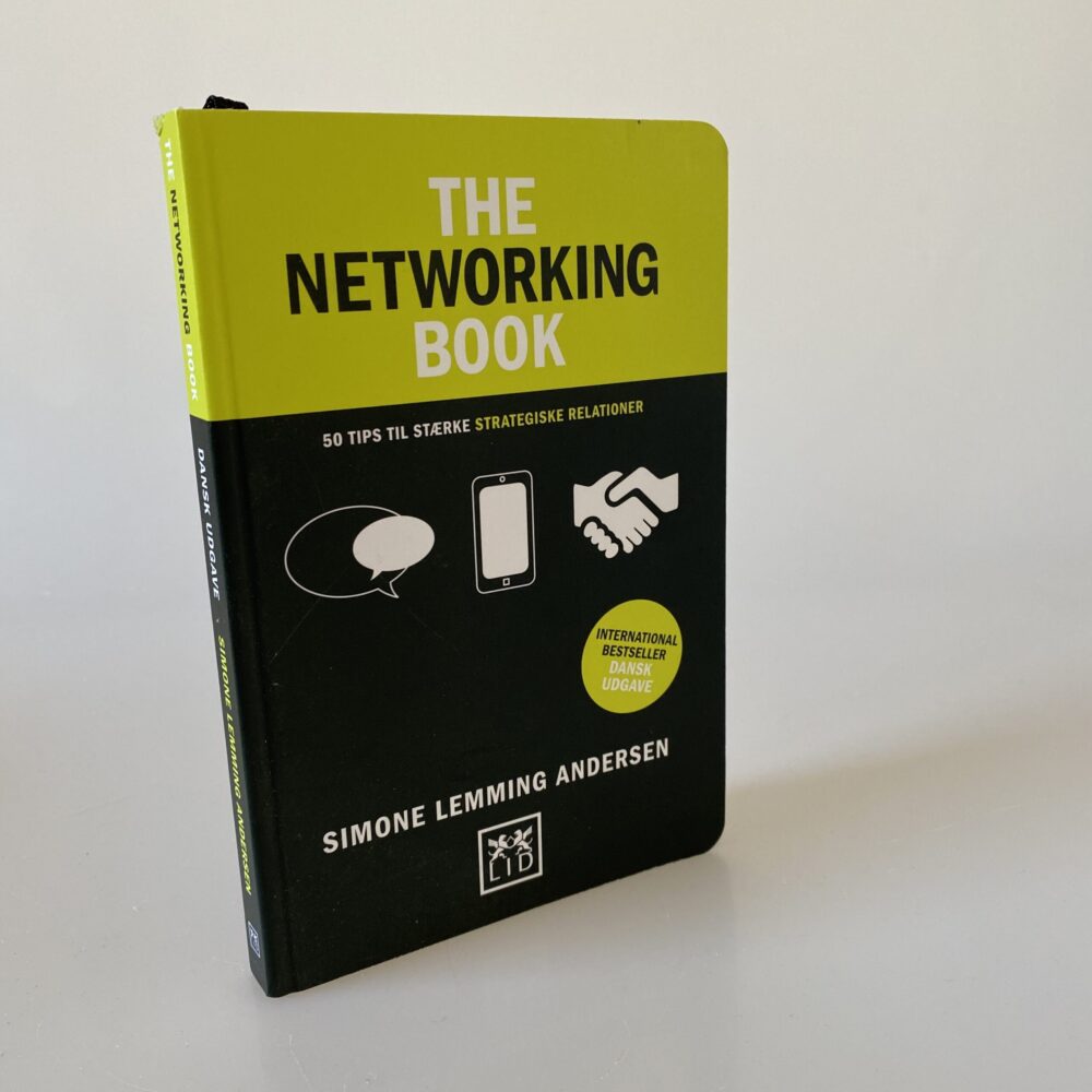 Simone Lemming Andersen: The networking book - 50 tips til stærke strategiske relationer | Køb ...