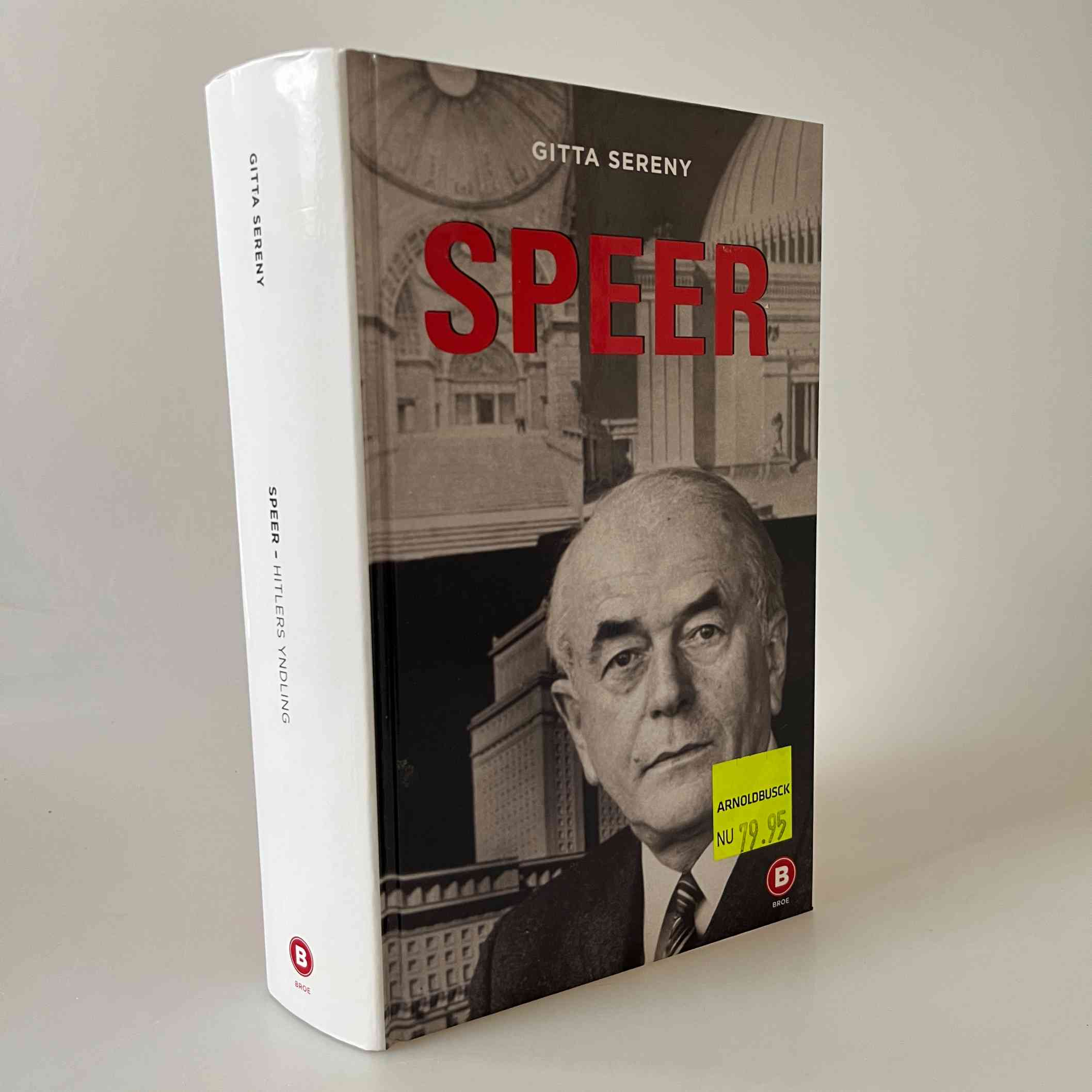 Gitta Sereny: Speer - Hitlers yndling | Køb brugt her - BogGaragen.dk