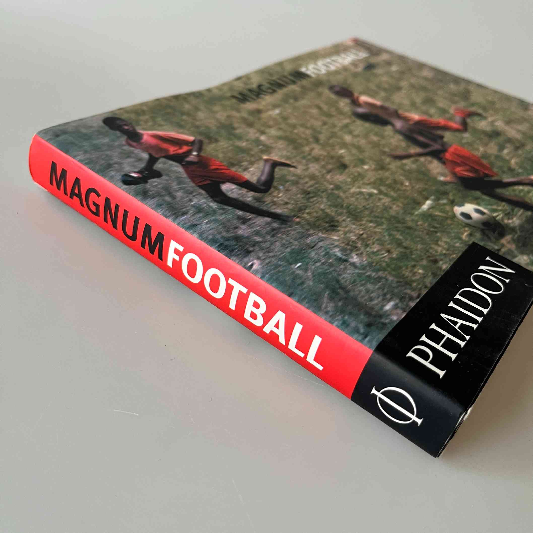 Magnum Football - Magnum Soccer - Phaidon | Køb brugt her - BogGaragen.dk