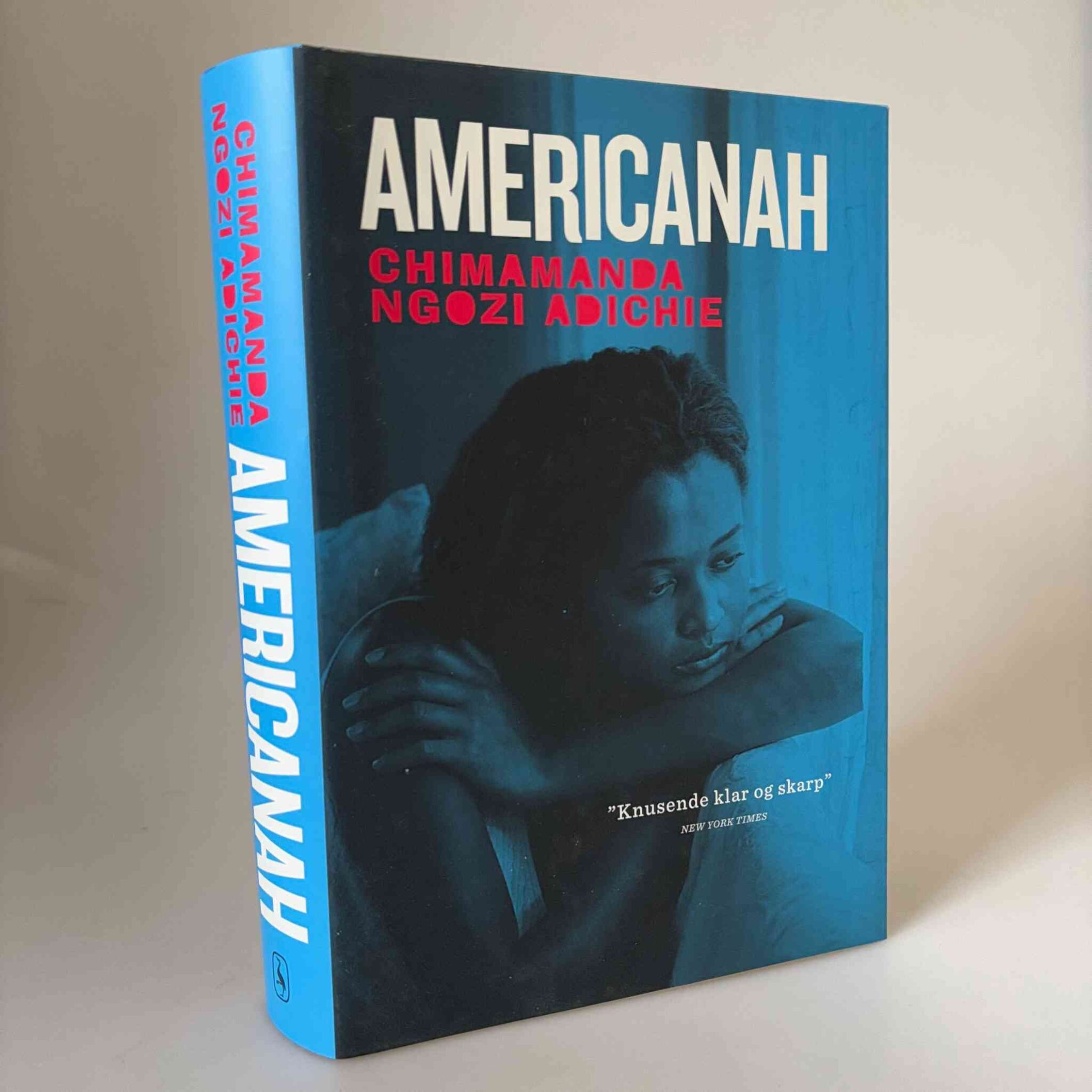 Chimamanda Ngozi Adichie: Americanah - roman | Køb brugt her - BogGaragen.dk