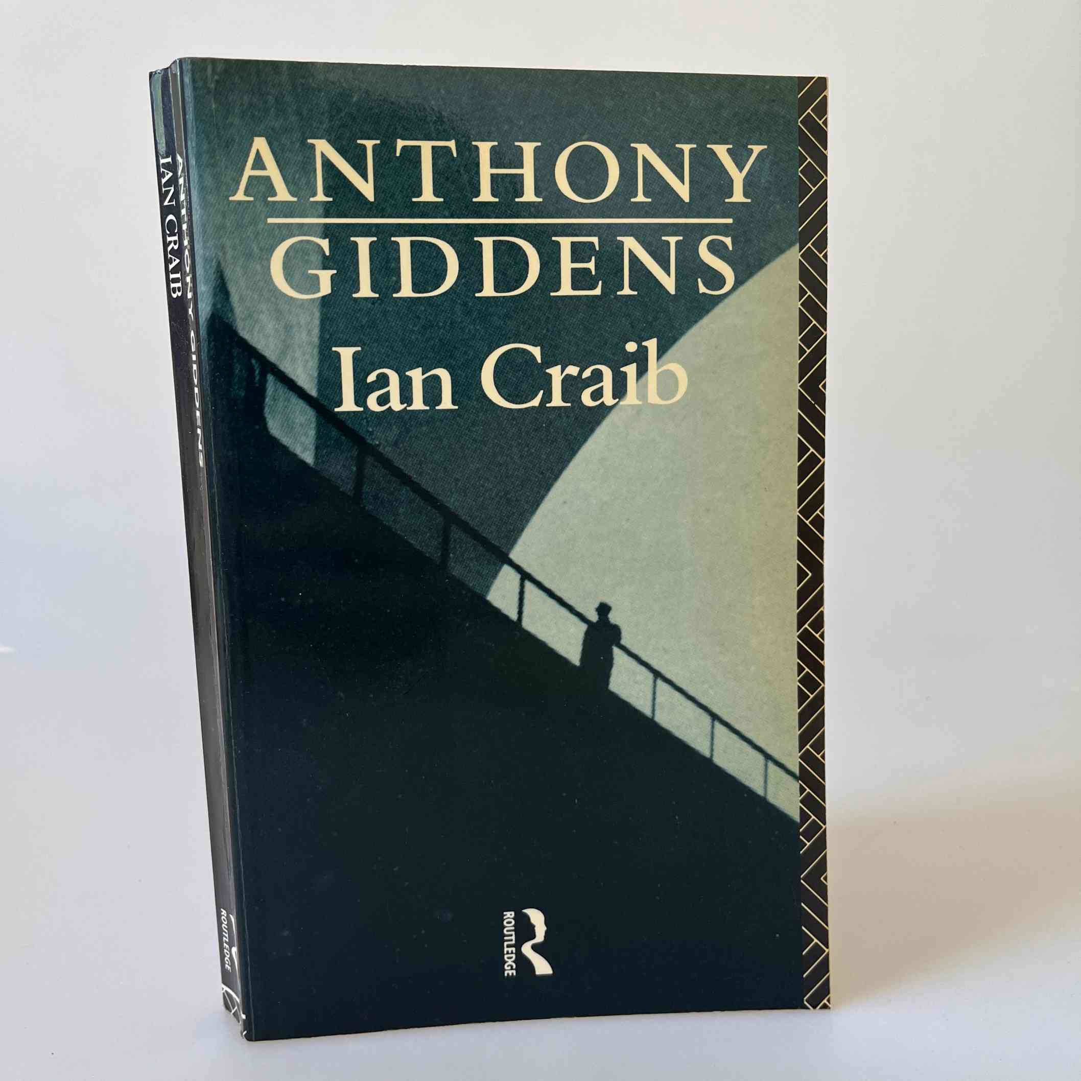 Ian Craib: Anthony Giddens | Køb brugt her - BogGaragen.dk