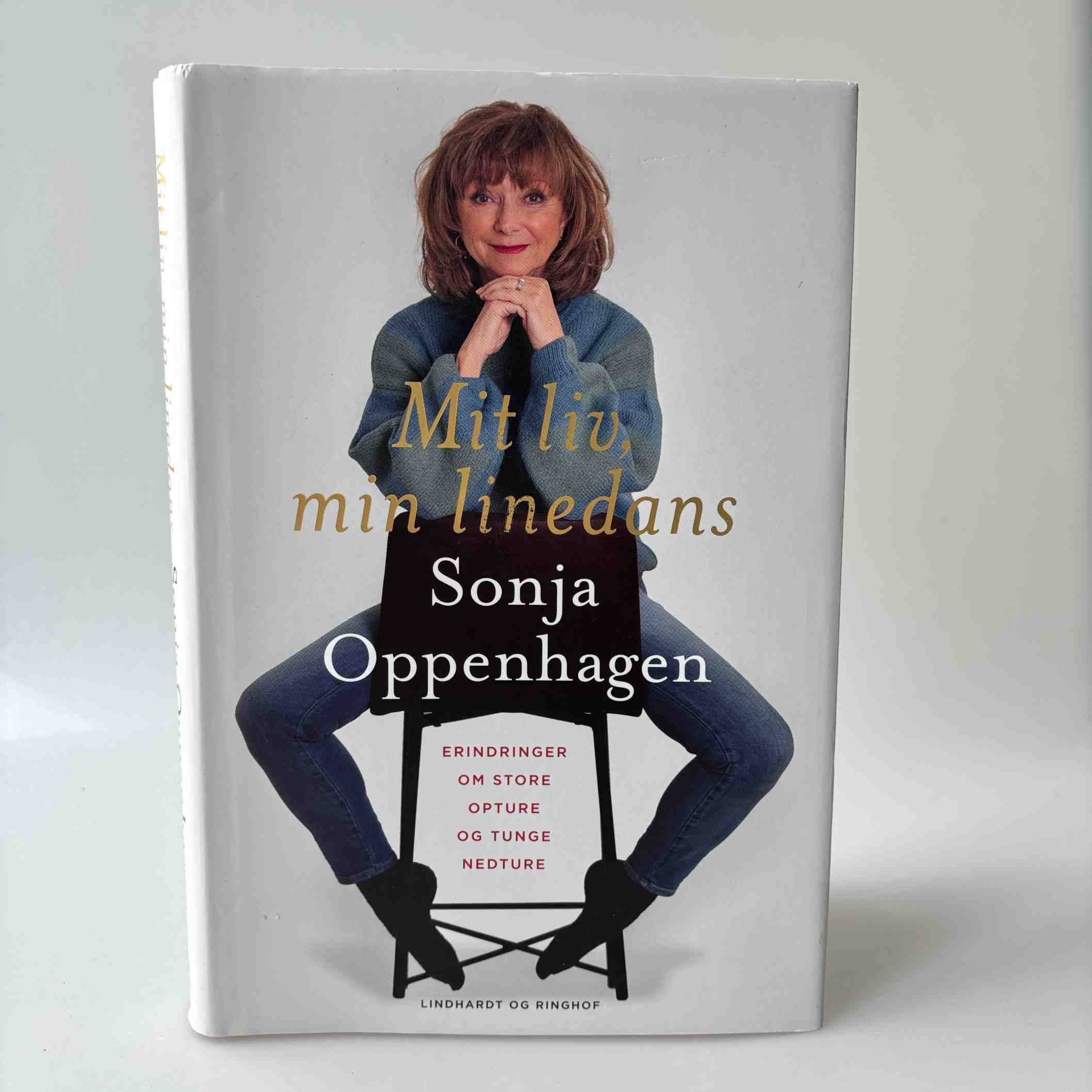 Sonja Oppenhagen: Mit liv, min linedans | Køb brugt her - BogGaragen.dk