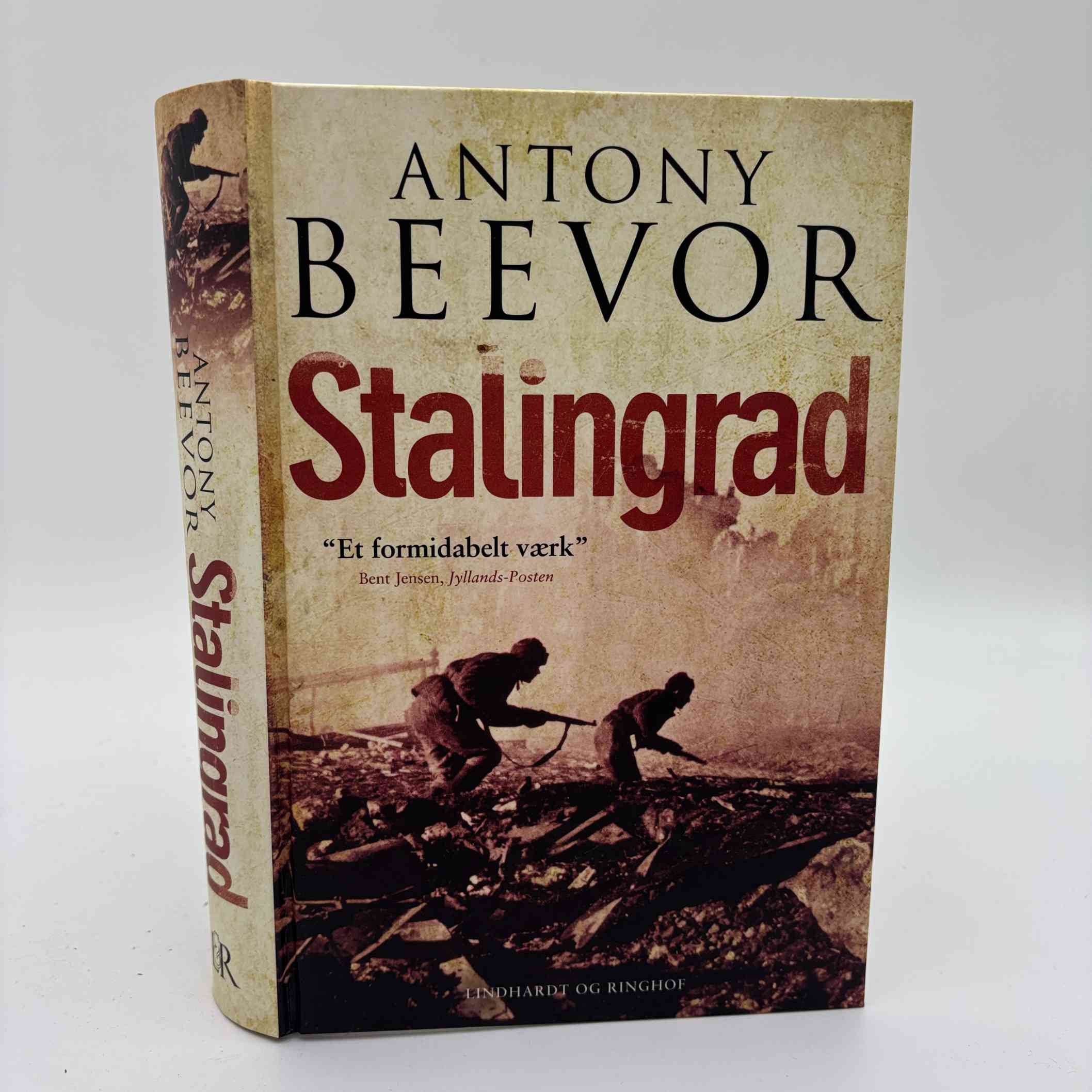 Antony Beevor: Stalingrad (dansk) | Køb brugt her - BogGaragen.dk