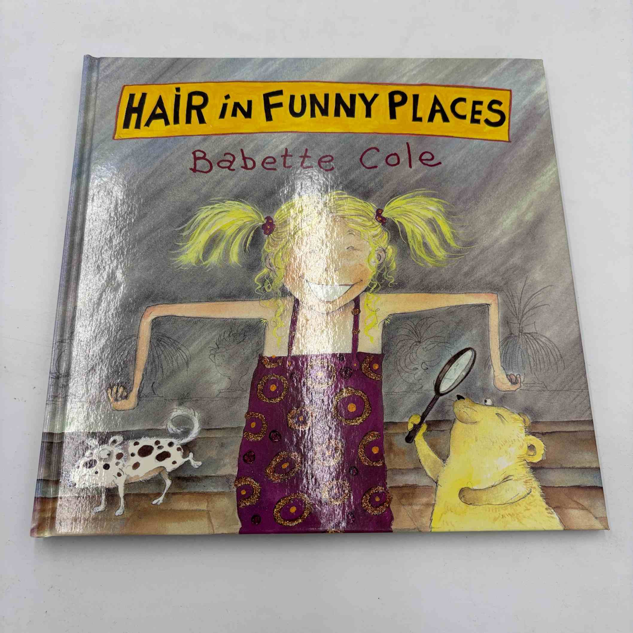 Babette Cole: Hair in funny places | Køb brugt her - BogGaragen.dk