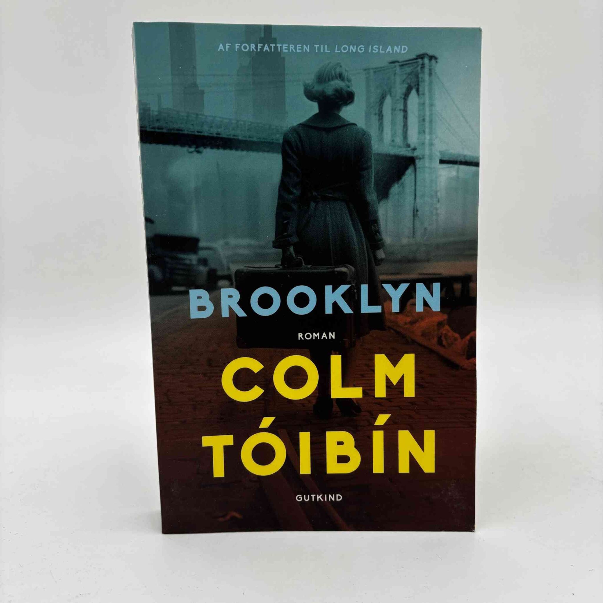 Colm Tóibín: Brooklyn - roman (dansk) | Køb brugt her - BogGaragen.dk